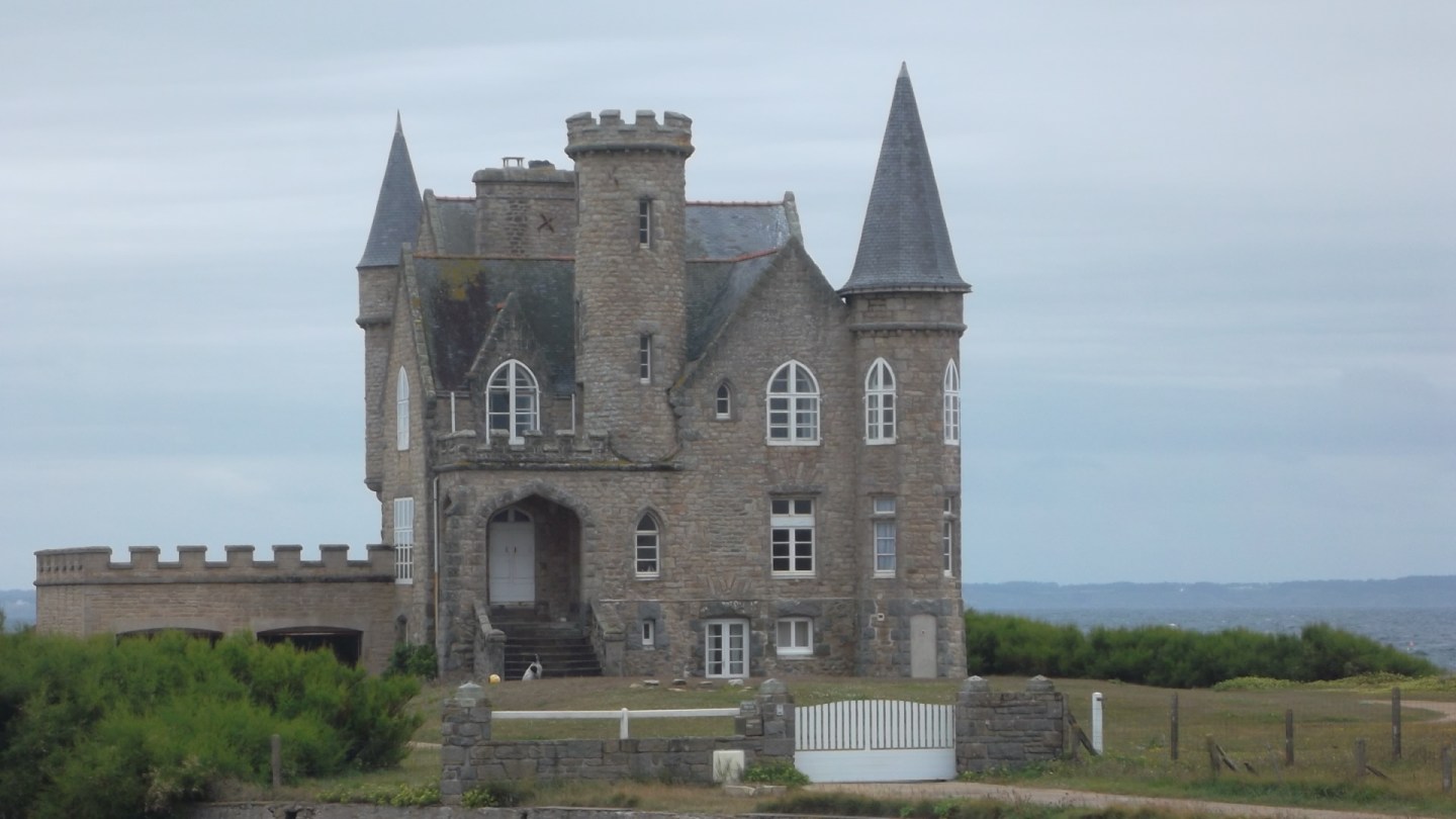 The Château Turpault of Quiberon, part I !!! – Paris1972-Versailles2003