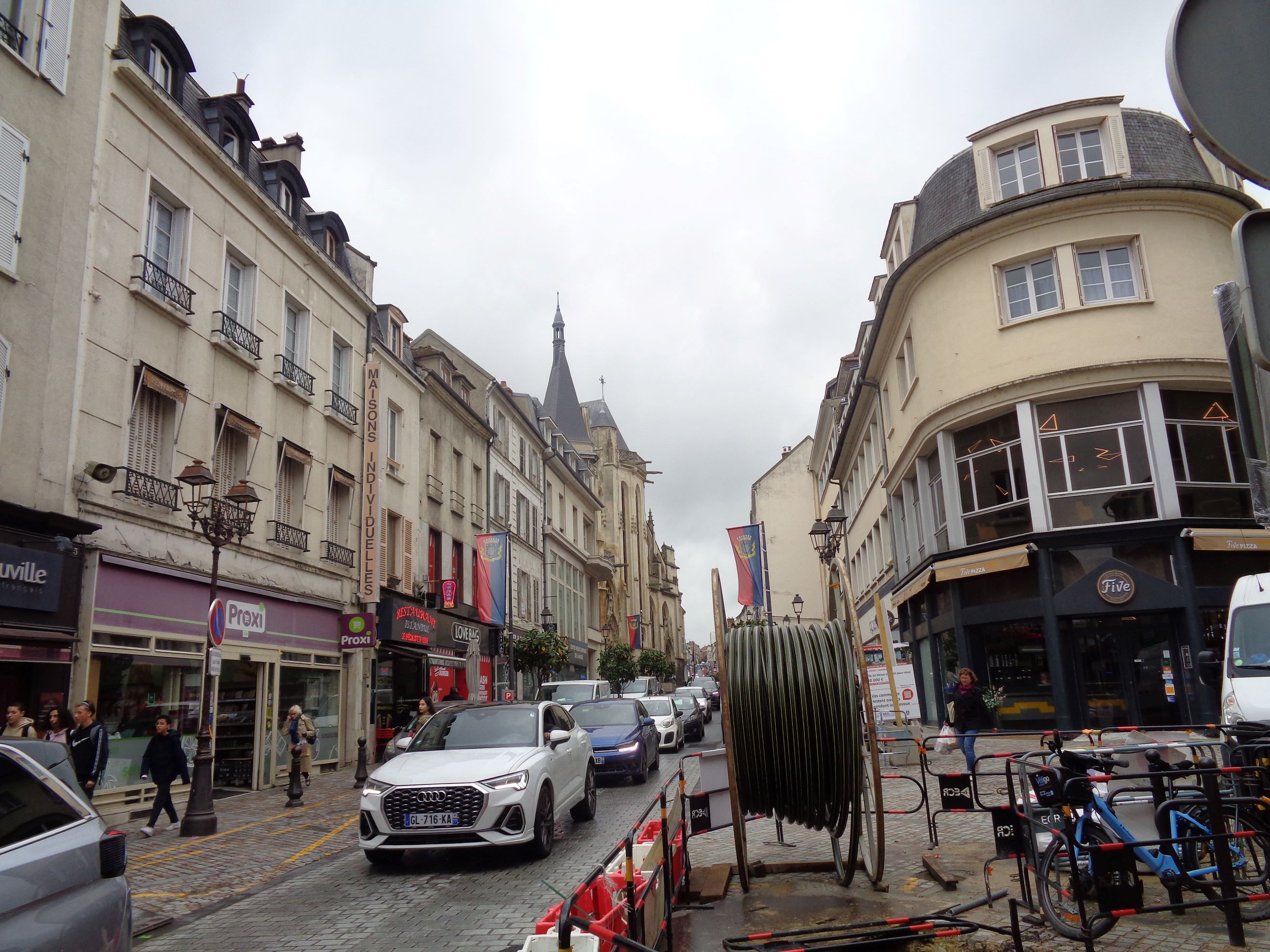 Curiosities of Melun !!! – Paris1972-Versailles2003