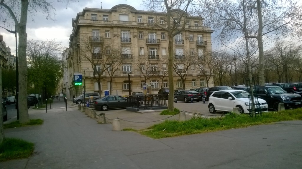 The Avenue de Suffren of Paris !!! – Paris1972-Versailles2003