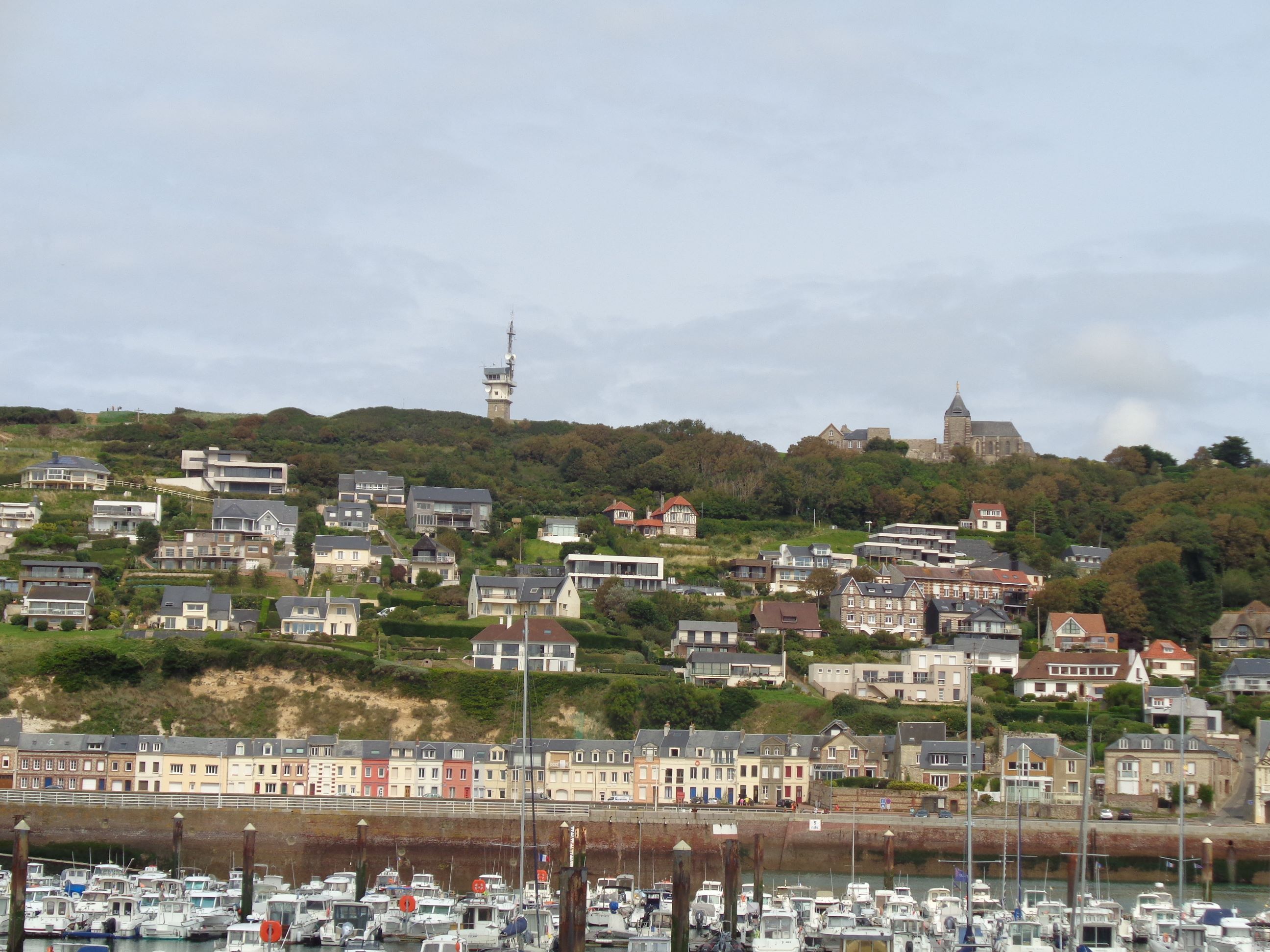 The beach and ports of Fécamp !! – Paris1972-Versailles2003