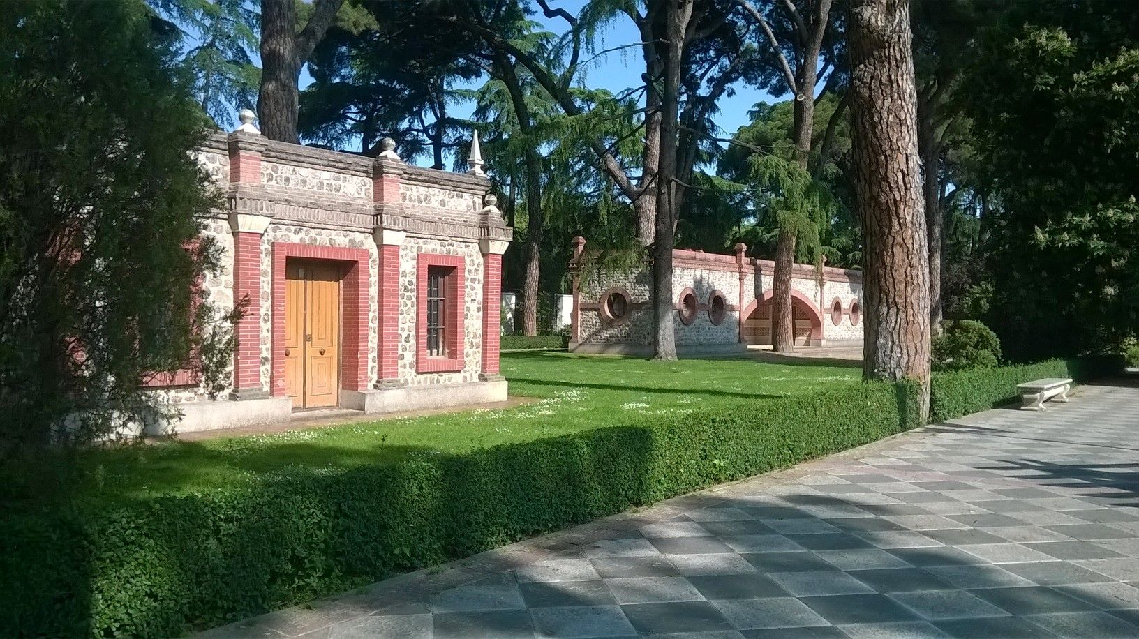 The former Zoo of Madrid !!!! – Paris1972-Versailles2003