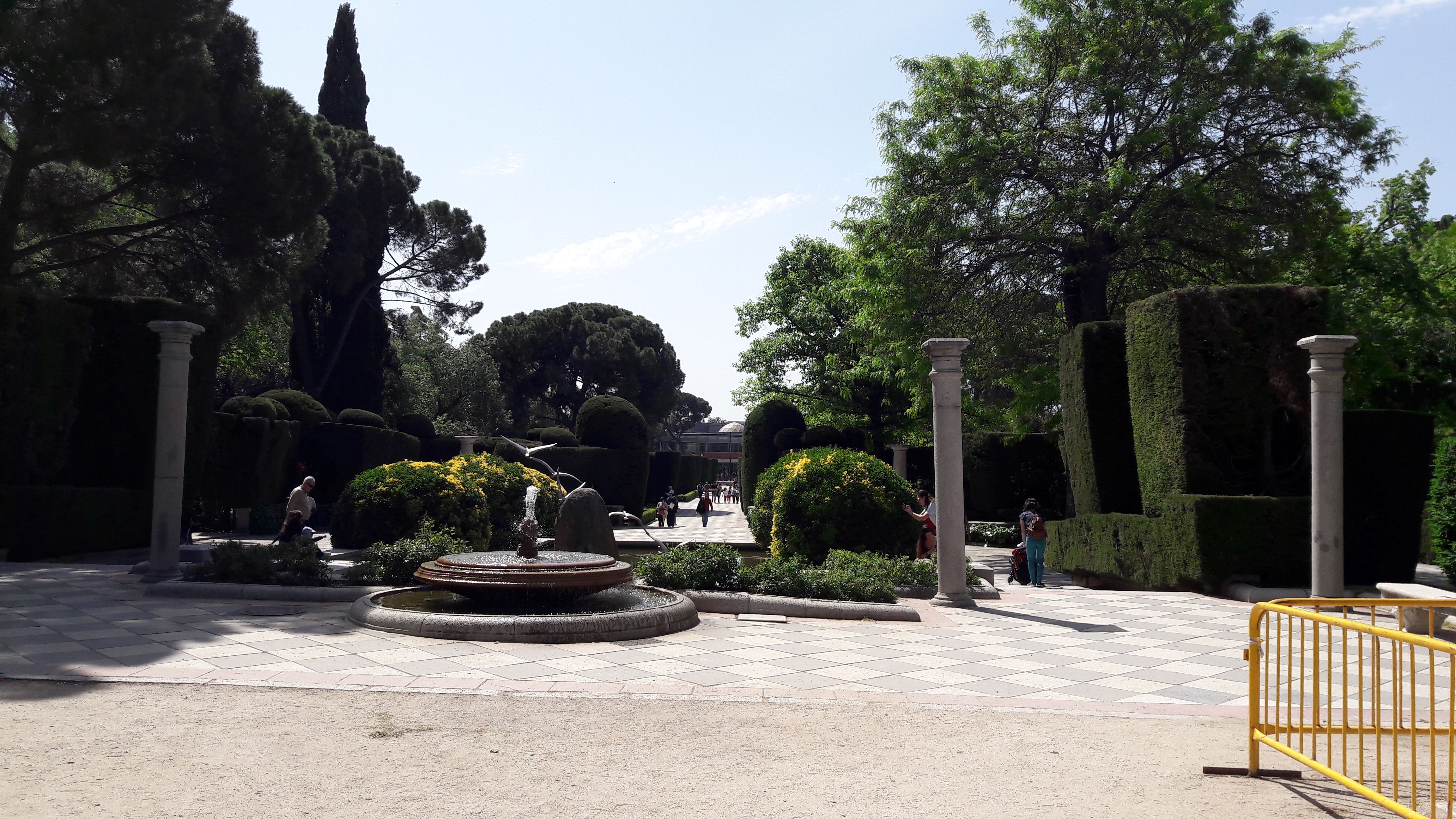 The Jardines de Cecilio Rodriguez of the Retiro park of Madrid ...