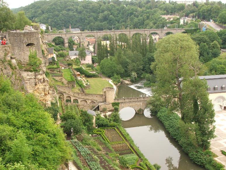 The Grund of Luxembourg Ville !!! – Paris1972-Versailles2003