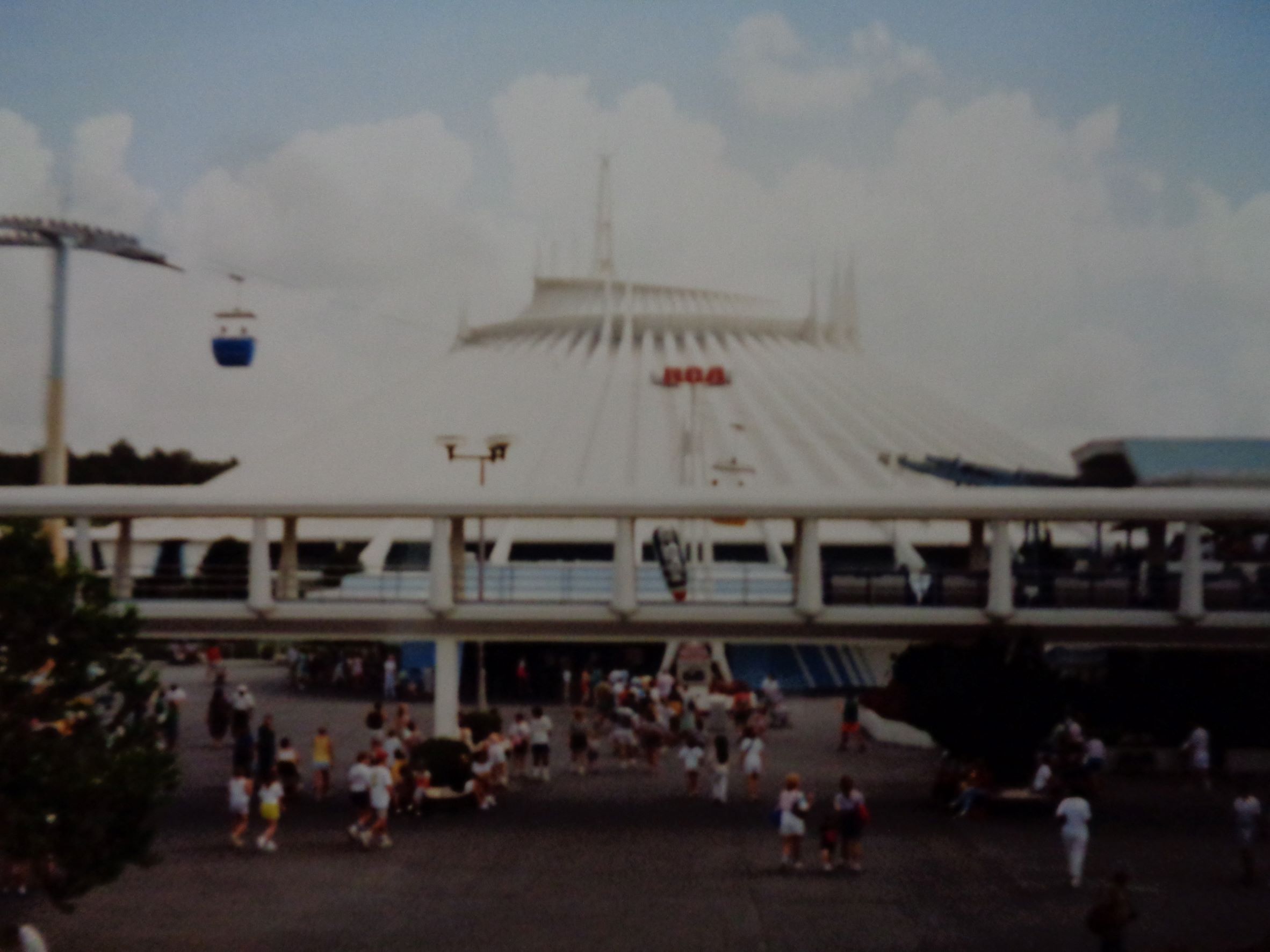 This is Walt Disney of Orlando !!! – Paris1972-Versailles2003