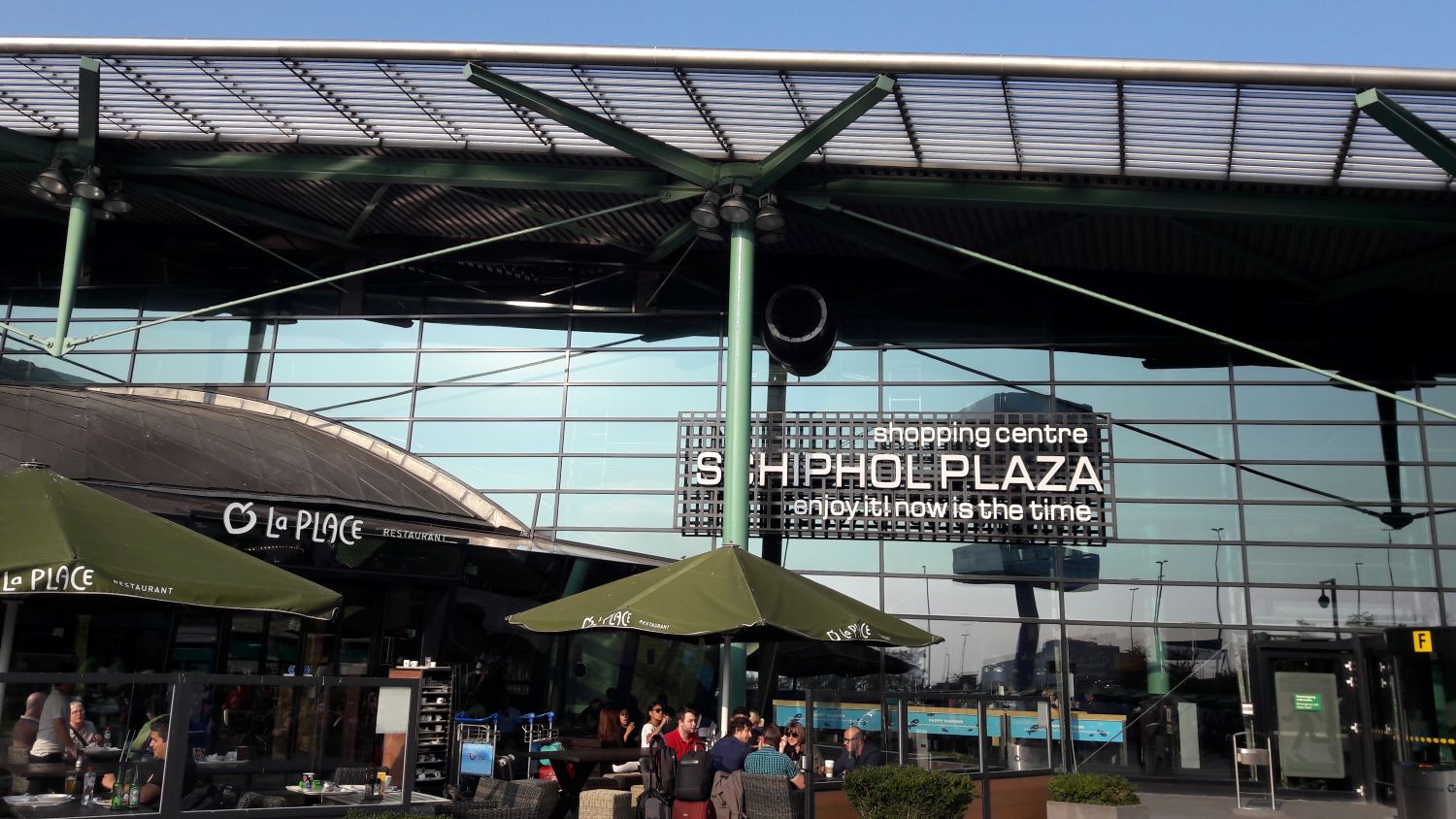 Schiphol airport of Amsterdam, part II !! – Paris1972-Versailles2003