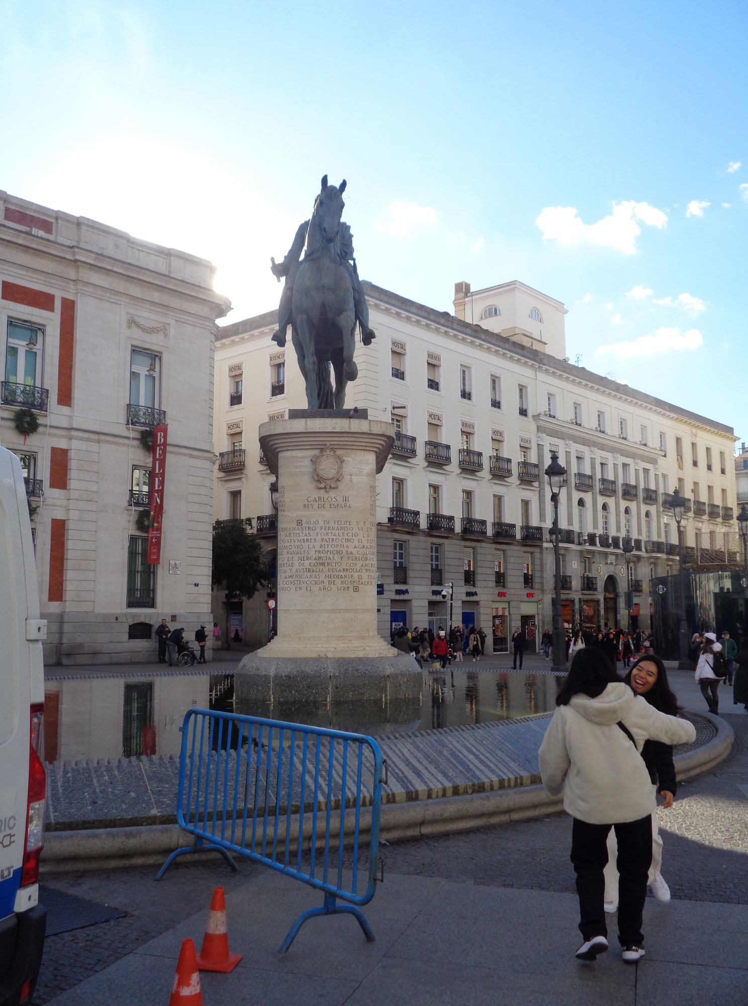 The Puerta del Sol of Madrid ,part V !!! – Paris1972-Versailles2003