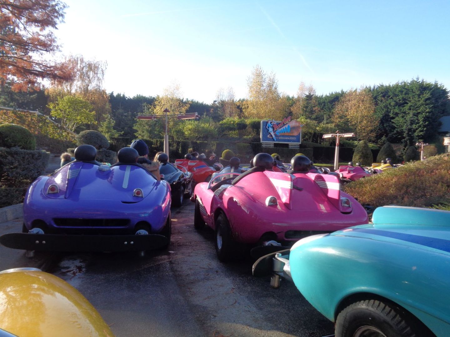 The Discoveryland Autopia cars ride !!! – Paris1972-Versailles2003