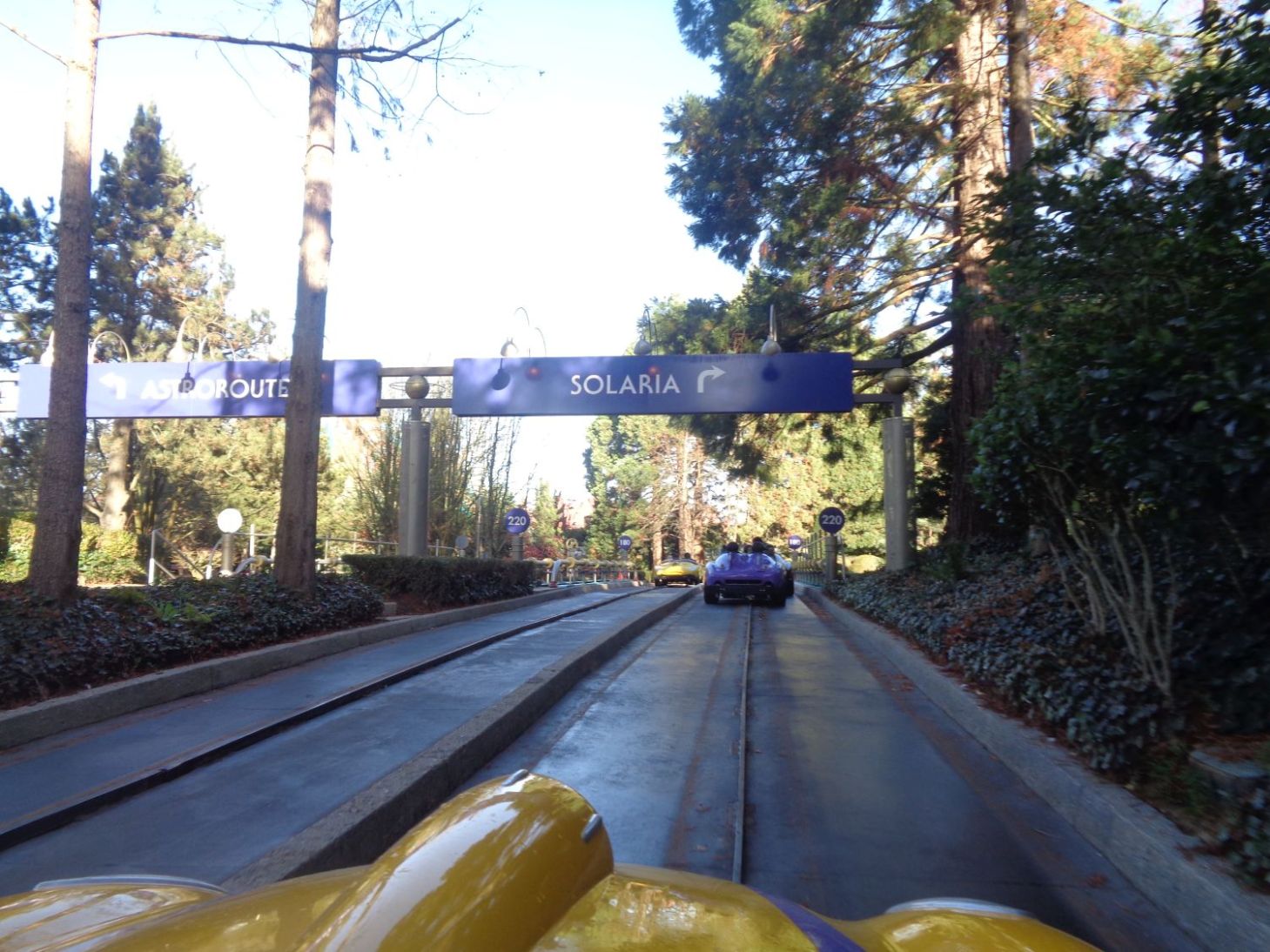 The Discoveryland Autopia cars ride !!! – Paris1972-Versailles2003