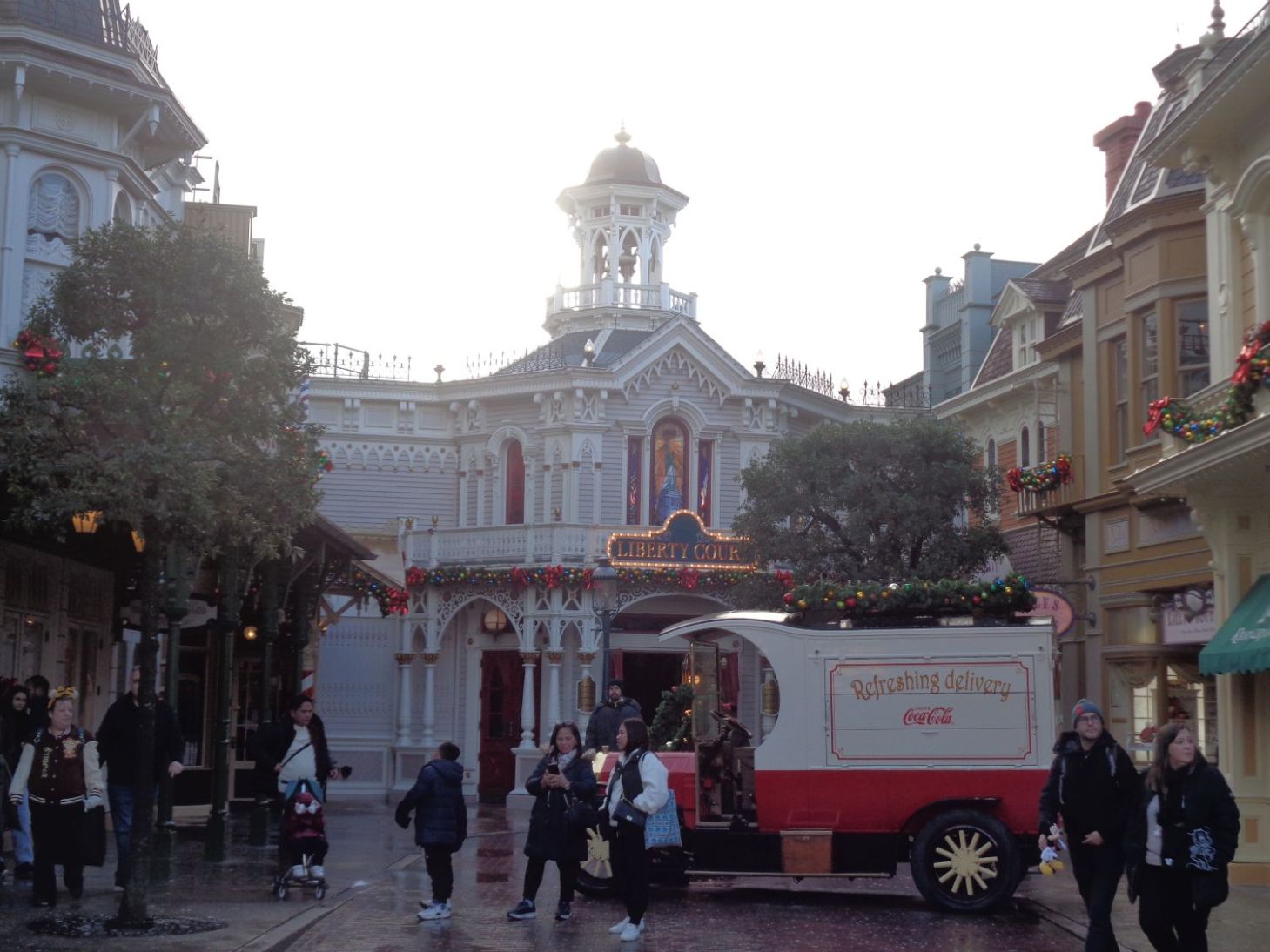 Main Street at Disneyland Paris, part II !!! – Paris1972-Versailles2003